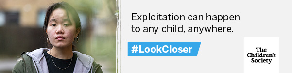 #LookCloser email signature 3 (English) by The... - Flipsnack